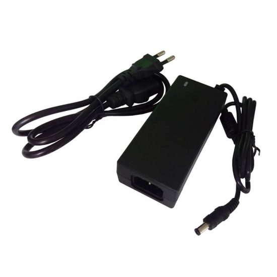 PVC adapter AC 240 V – DC 12 V BSAD-DT, 60 W, 5 A, IP20 - Makel Elektro ...